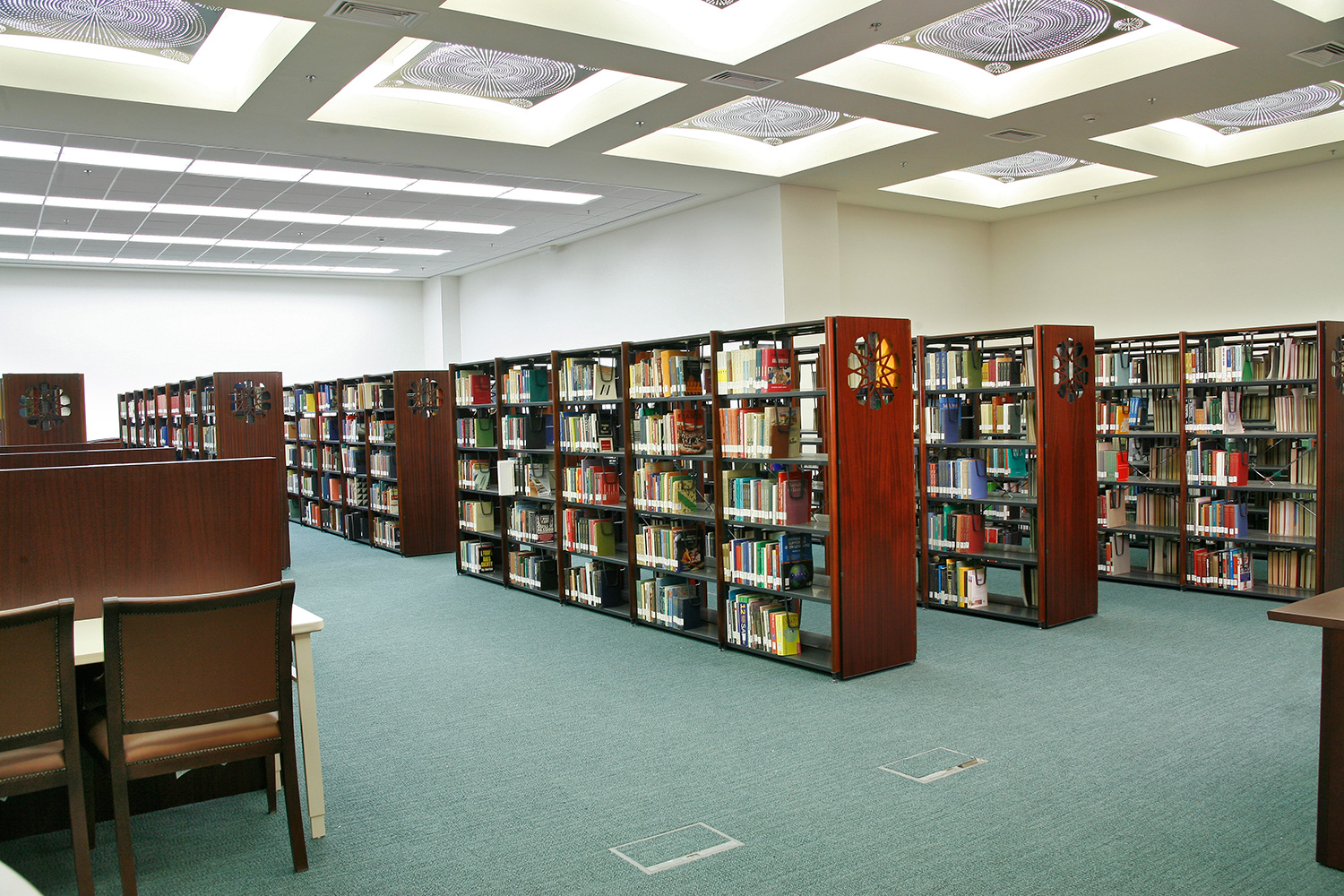 Information and culture in the National Library in Kuwait
